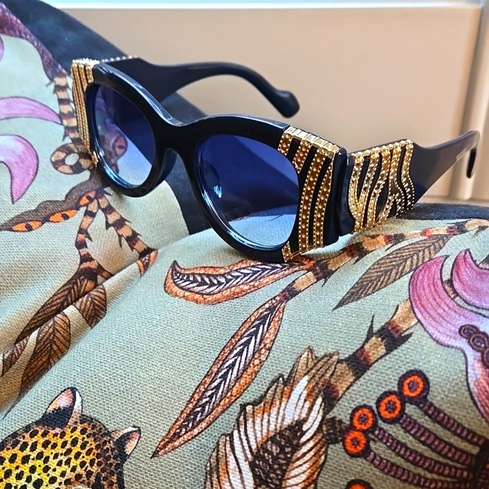 Retro Navy Blue Oval Luxury Bling Bling Gold Details … - Gem